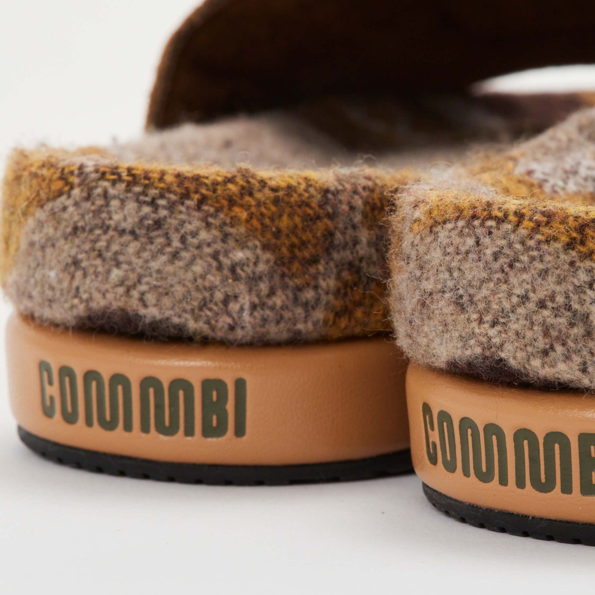 The Rhoads Slide - Otter Brown with Ashland – Commbi